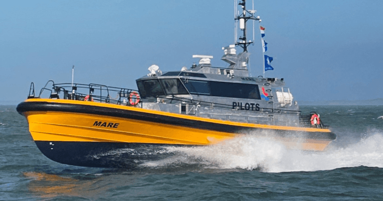 How Smart Technology Is Revolutionizing Marine Energy Efficiency ...
